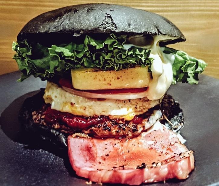 KORON Sasebo burger & Cafe | 飲食店検索 | 【公式】佐世保･小値賀 観光/旅行サイト 海風の国観光圏